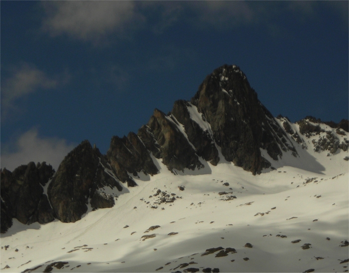 Pic Ramougn Mountain Information