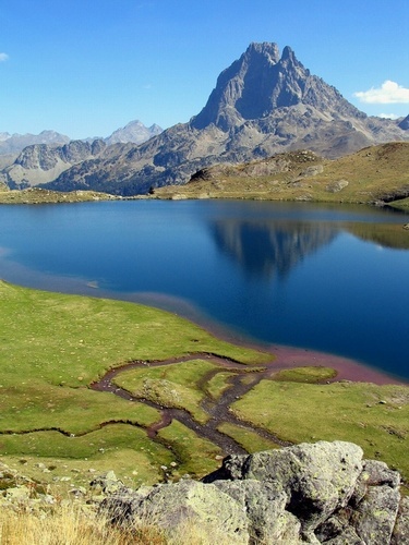 Pic Du Midi D Ossau Mountain Information